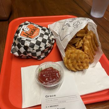 HANK’S BURGERS & FISH FRY - Updated November 2024 - 19 Photos & 21 ...