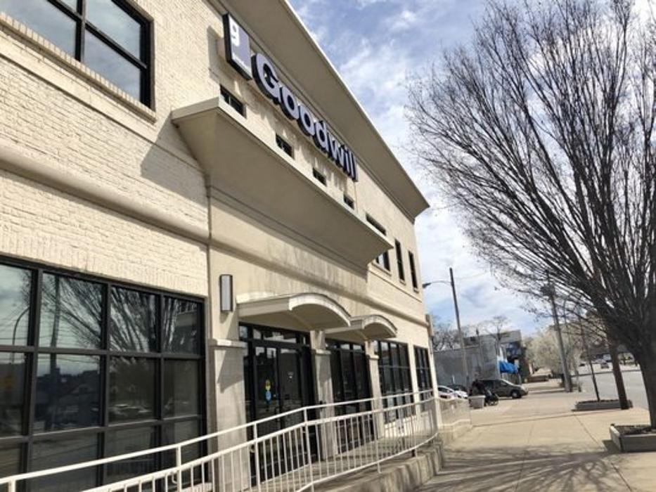 GOODWILL - Updated January 2025 - 15 Photos & 19 Reviews - 909 E ...