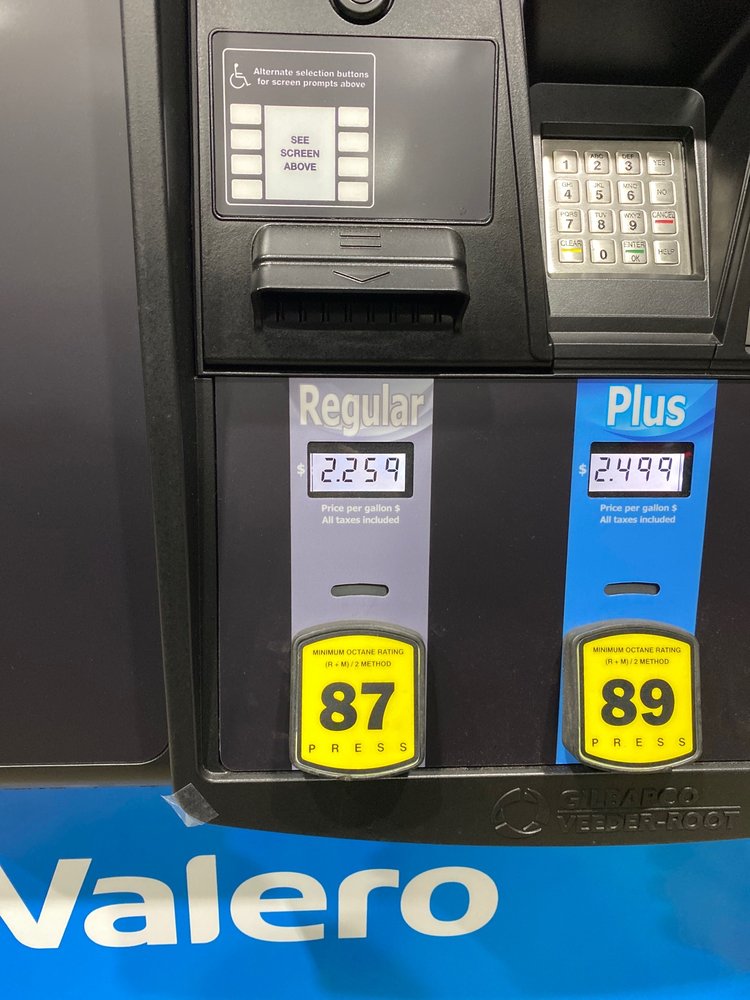 FAS MART/VALERO - 620 Cambridge St, Fredericksburg, Virginia - Gas ...