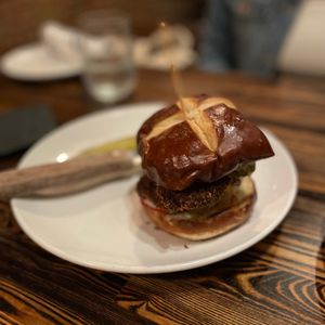 GOTHAM BURGER SOCIAL CLUB - Updated January 2025 - 13 Photos & 14 ...