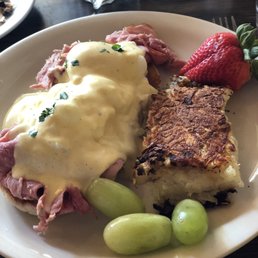 CAFE DU BERRY - 160 Photos & 343 Reviews - French - 6439 SW Macadam Ave ...
