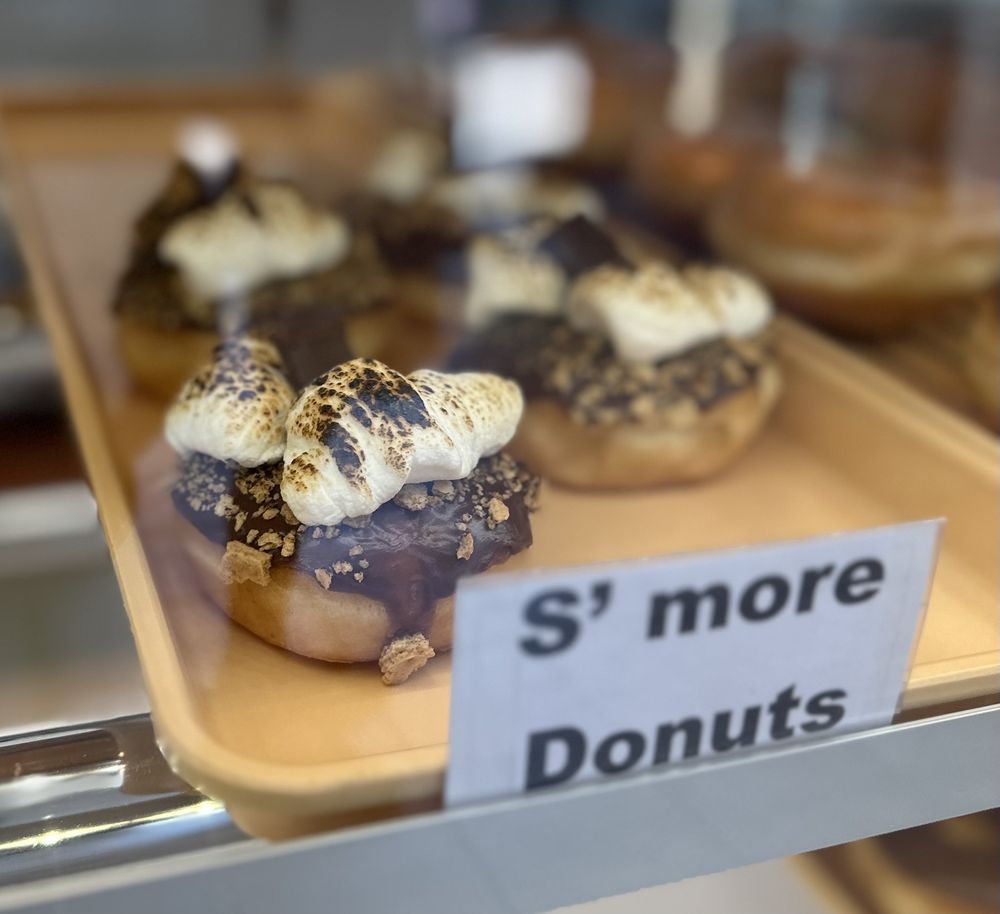 14TH STREET DONUT - Updated September 2025 - 36 Photos & 23 Reviews ...