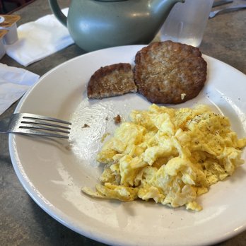 CHAT & NIBBLE - Updated June 2025 - 148 Photos & 155 Reviews - 932 ...