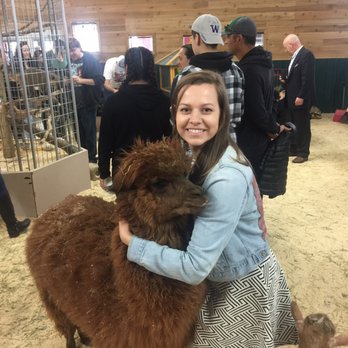 DEBBIE DOLITTLE’S PETTING ZOO - Updated March 2025 - 383 Photos & 194 ...