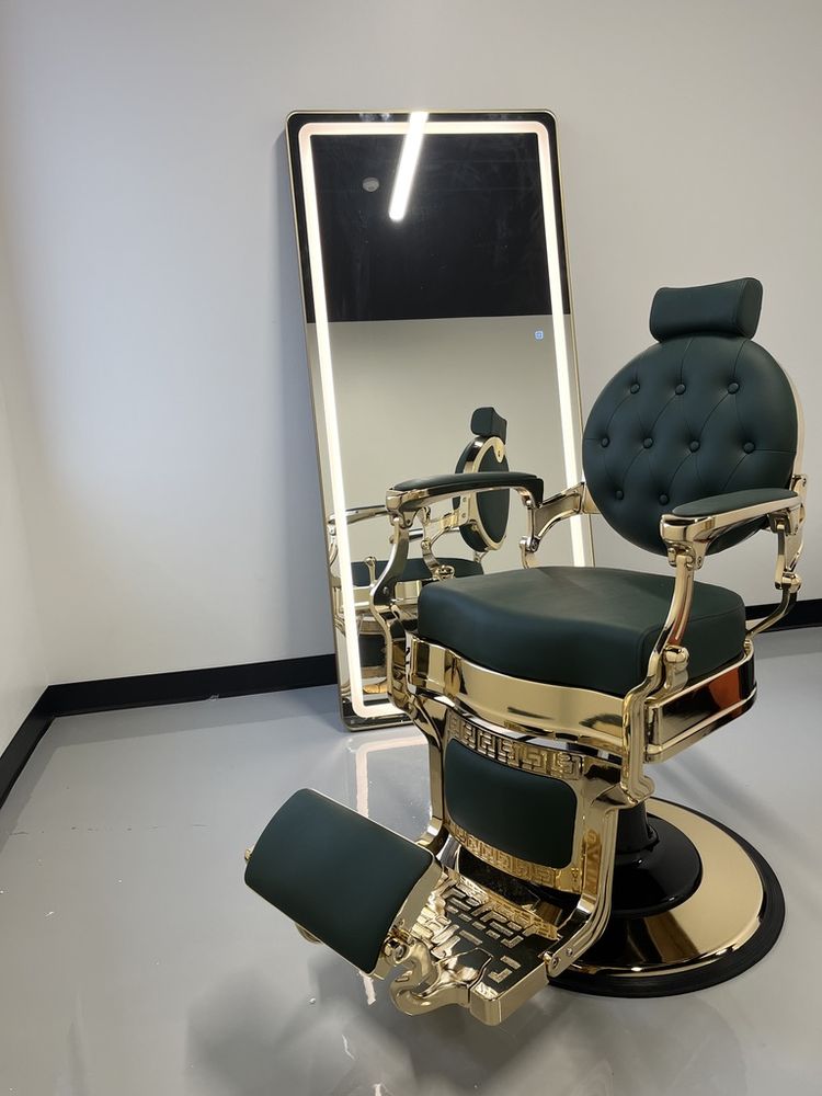 BIG LUCK CUT IT - PRIVATE VIP BARBERSHOP - Request an Appointment - 309 ...