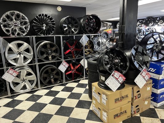 RAW WHEELS & TIRES - Updated October 2025 - 154 Photos & 148 Reviews ...