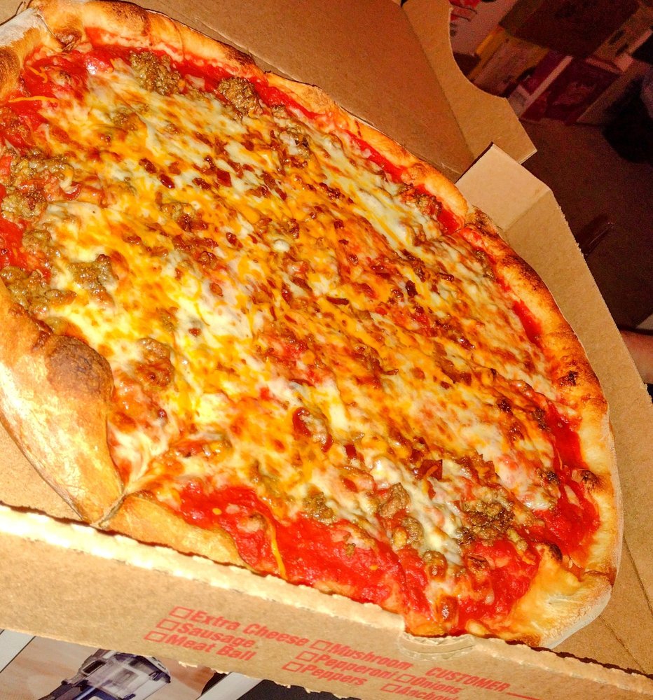 PIZZA COMO & PC PUB - Updated July 2025 - 61 Photos & 150 Reviews - 500 ...