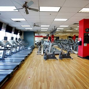 RETRO FITNESS - Updated July 2025 - 107 Photos & 87 Reviews - 100 ...