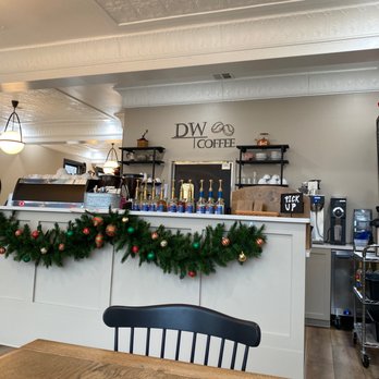 DW COFFEE - Updated August 2024 - 28 Photos & 12 Reviews - 201 W Main ...