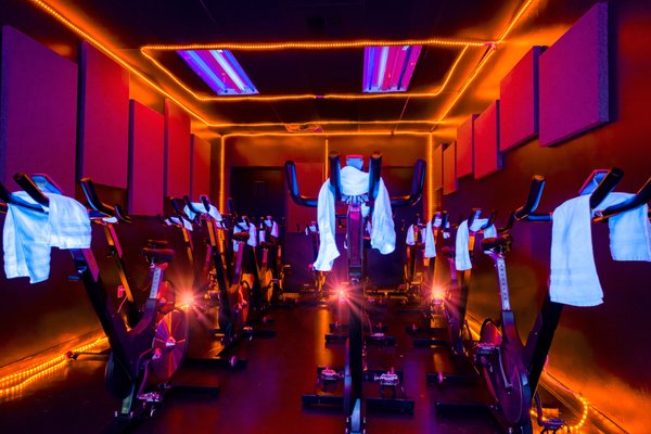 BACK2BACK SPORTS COMPLEX - Updated July 2025 - 24 Photos & 23 Reviews ...