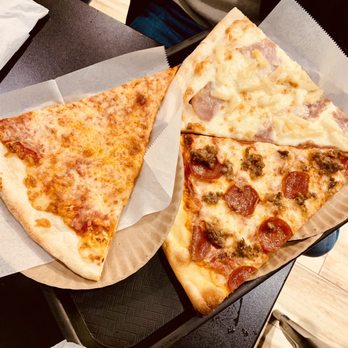 CARNEGIE PIZZA - 430 Photos & 272 Reviews - 200 W 41st St, New York ...