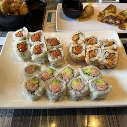 MOSHI MOSHI - Updated December 2025 - 674 Photos & 905 Reviews - 2092 ...