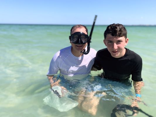 SHELL KEY SHUTTLE - Updated June 2024 - 81 Photos & 37 Reviews - 801 ...