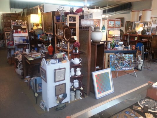 MONTGOMERY ANTIQUE CENTER - Updated December 2025 - 20 Photos - 40 ...