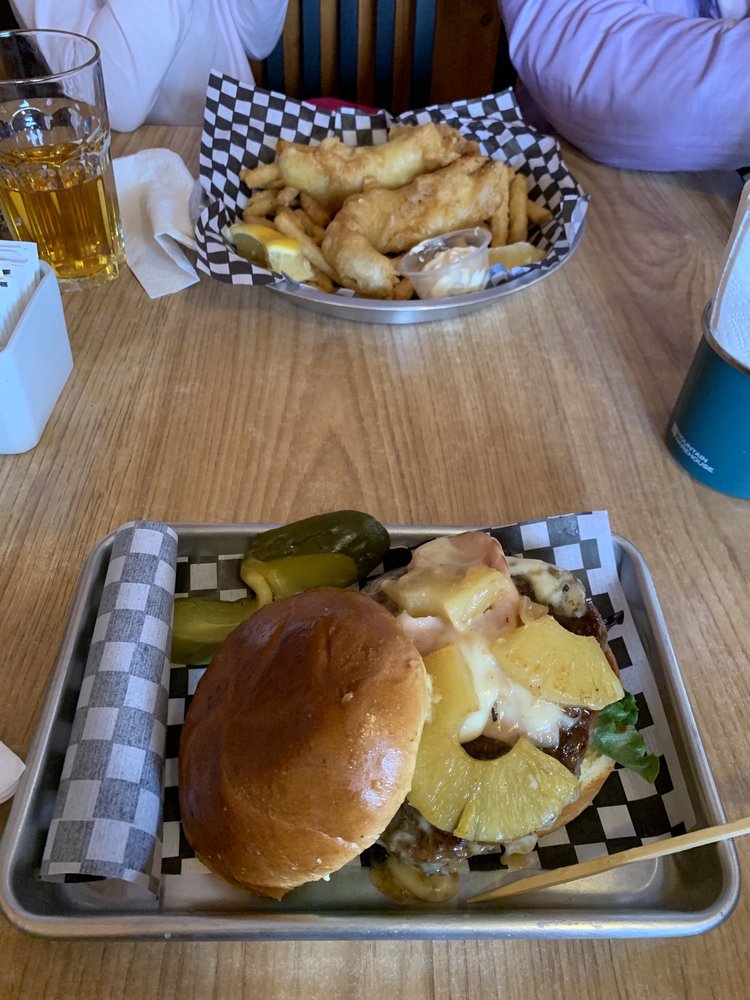 BASECAMP BURGER JOINT - 22 Photos - 140 Esplanade Avenue, Harrison Hot ...