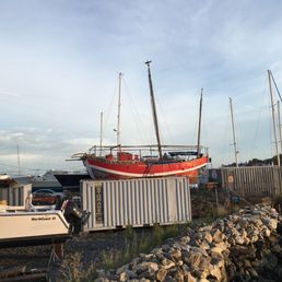 THE PONUS YACHT CLUB - Updated July 2025 - 30 Photos & 28 Reviews - 41 ...