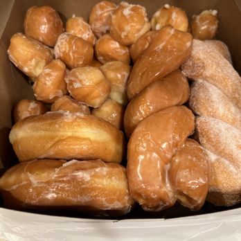 MAZZOA DONUTS - Updated January 2025 - 390 Photos & 458 Reviews - 5180 ...