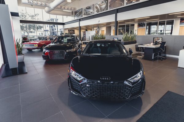 AUDI NAPLES - Updated July 2025 - 28 Photos & 78 Reviews - 601 Airport ...