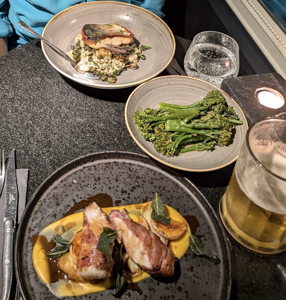 MONTEITHS - Updated November 2025 - 189 Photos & 87 Reviews - 61 High ...