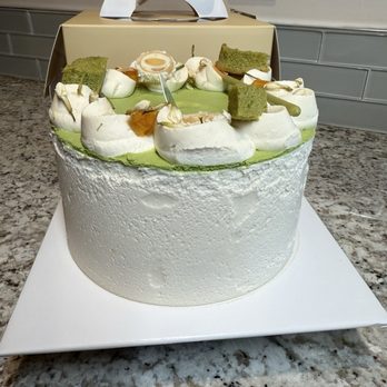 VAVA DESIGNER CAKES - Updated January 2026 - 57 Photos - 620 Yonge St ...