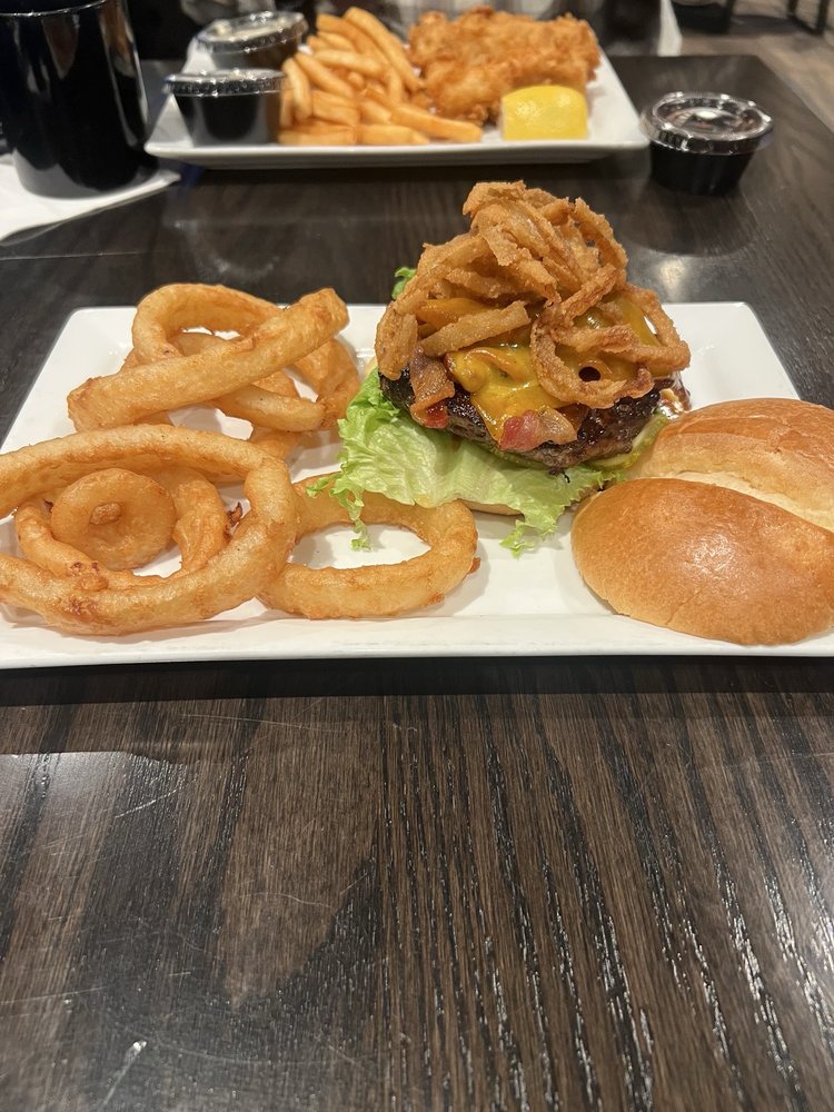 HAMLIN PUB - Updated February 2025 - 201 N Riverside Ave, St Clair ...