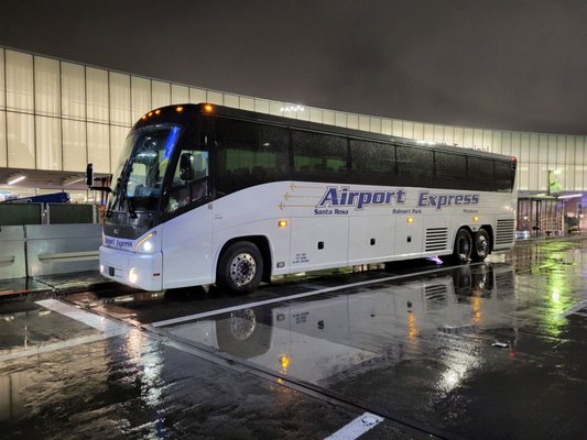 GROOME TRANSPORTATION - Updated September 2025 - 76 Photos & 224 ...