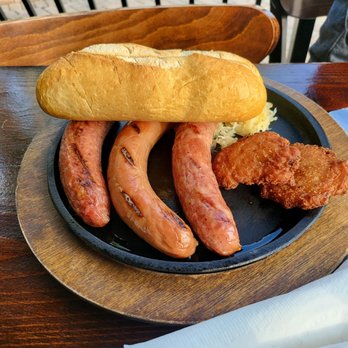 BIERGARTEN - Updated August 2025 - 695 Photos & 391 Reviews - 309 Via ...