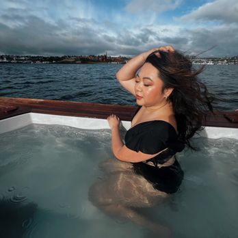 HOT TUB BOATS - Updated November 2025 - 200 Photos & 164 Reviews - 2520 Westlake Ave N, Seattle ...