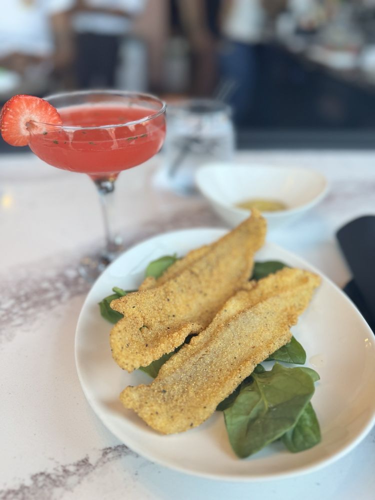 EAT MY BISCUITS - Updated June 2024 - 172 Photos & 82 Reviews - 2881 ...