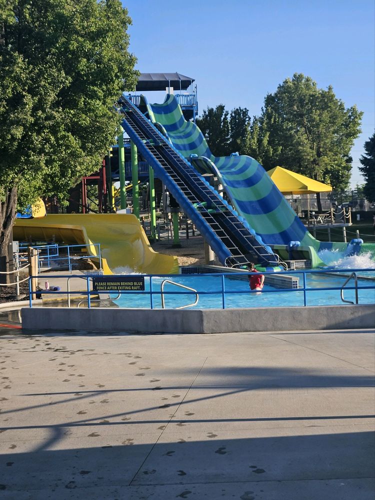 ROARING SPRINGS WATERPARK - Updated June 2024 - 91 Photos & 71 Reviews ...