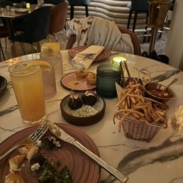 REYNA NEW YORK - Updated March 2025 - 473 Photos & 160 Reviews - 11 E ...