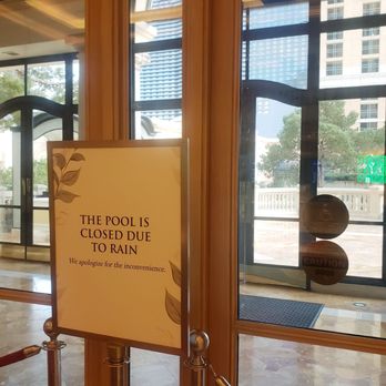 COMO POOLSIDE CAFÉ & BAR - TEMP. CLOSED - Updated December 2025 - 65 ...