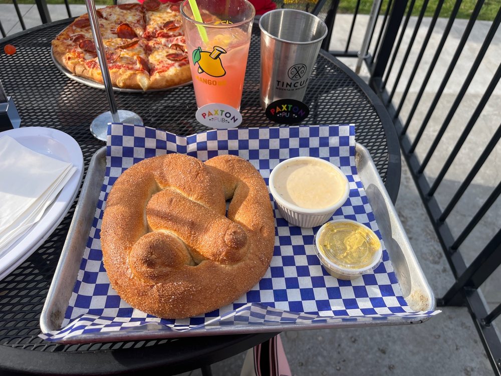 PAXTON PUB - Updated December 2025 - 20 Photos & 16 Reviews - 365 ...