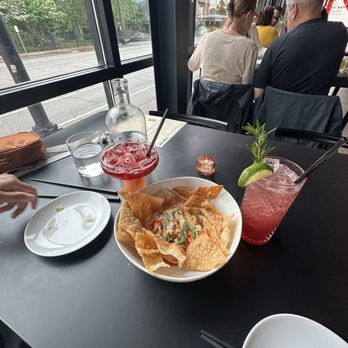 SUM BAR - Updated December 2025 - 165 Photos & 76 Reviews - 307 E ...