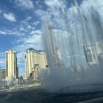 LAGO - Updated September 2024 - 6547 Photos & 2316 Reviews - 3600 S Las ...