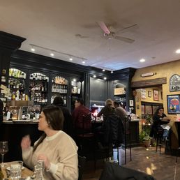 LUCA BISTRO - Updated July 2025 - 153 Photos & 113 Reviews - 934 Hatch ...