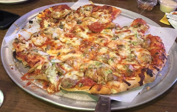 MEL’S SPORTSPAGE BAR & SNICKERS PIZZA SHOP - Updated June 2024 - 16 ...