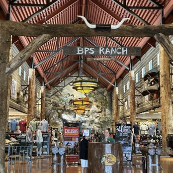 BASS PRO SHOP - Updated December 2025 - 14 Photos - 3720 S State Hwy ...