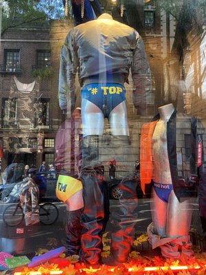 THE LEATHER MAN - Updated February 2025 - 28 Photos & 62 Reviews - 111 ...