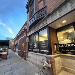 MEDICI ON 57TH - Updated April 2025 - 536 Photos & 1052 Reviews - 1327 ...