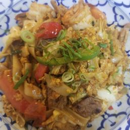 THAI KITCHEN - 104 Photos & 189 Reviews - 122 N 11th Ave, Hanford ...