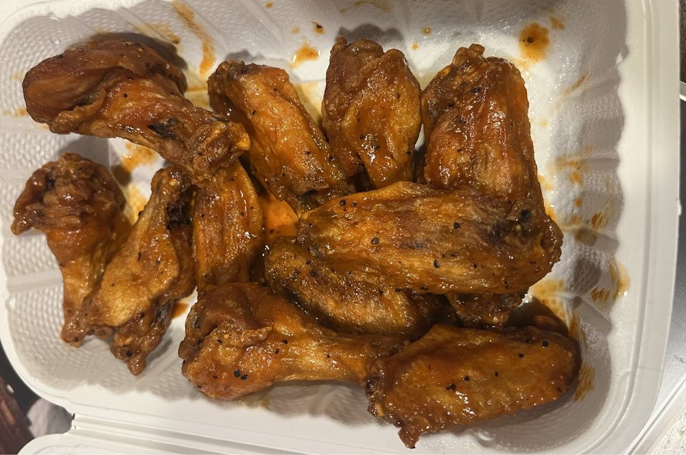 WING STATION - Updated November 2024 - 25 Photos - 3000 Township Line ...