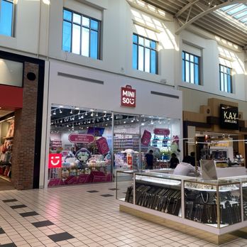 MINISO - Updated October 2025 - 25 Photos - 459 Brandon Town Center Dr ...