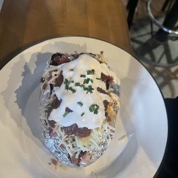 MAPLE LANDING - 533 Photos & 482 Reviews - 5855 Maple Ave, Dallas ...