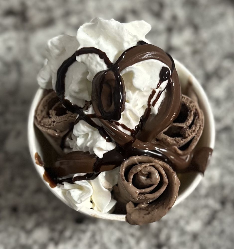 TOTALUS CAFE - Updated December 2025 - 11 Photos - 132 E Jefferson St ...