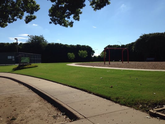 KERR PARK - Updated October 2025 - 13226 Kerr Trl, Farmers Branch ...