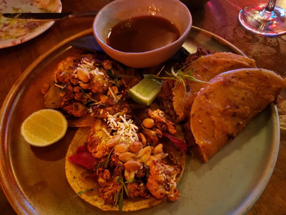 POR VIDA - 52 Photos & 32 Reviews - 2330 Lakeshore Road W, Oakville ...