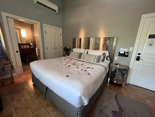 EDEN VALE INN - 396 Photos & 181 Reviews - 1780 Springvale Rd ...