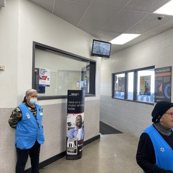 WALMART SUPERCENTER - Updated May 2025 - 73 Photos & 194 Reviews - 4855 ...