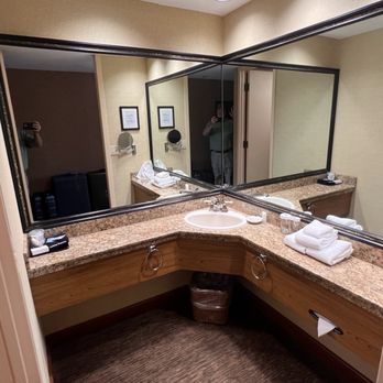 HOTEL CAPTAIN COOK - Updated January 2026 - 298 Photos & 276 Reviews ...